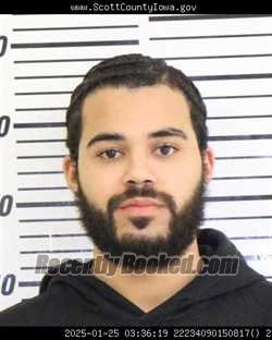 Recent Booking / Mugshot for ARON MICHAEL GATER in Scott County, Iowa