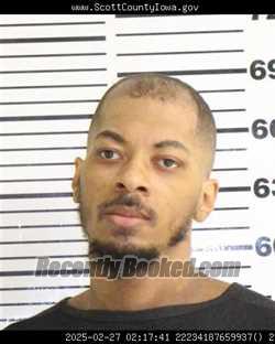 Recent Booking / Mugshot for BRANDON MARCUS VINCENT in Scott County, Iowa
