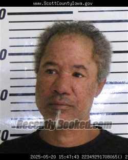Recent Booking / Mugshot for EUGENE ANGEL ROBINSON in Scott County, Iowa