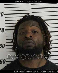Recent Booking / Mugshot for MARIO MONTRELL BAILEY in Scott County, Iowa