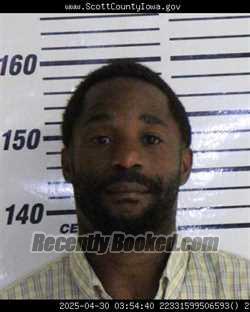 Recent Booking / Mugshot for CALVIN ODELL CAMPBELL in Scott County, Iowa
