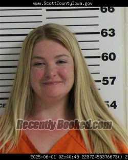 Recent Booking / Mugshot for CHELSEA ELIZABETH MUETING in Scott County ...
