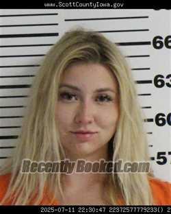 Recent Booking / Mugshot for ALEXIS KATHRINE WEBER in Scott County, Iowa