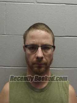 Recent Booking / Mugshot for DEREK KEITH REGER in Wayne County, Iowa