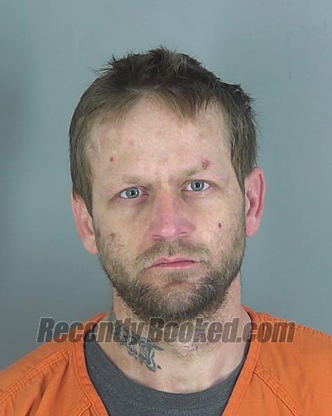 Recent Booking / Mugshot for TRAVIS LEE COGDELL in Spartanburg County ...