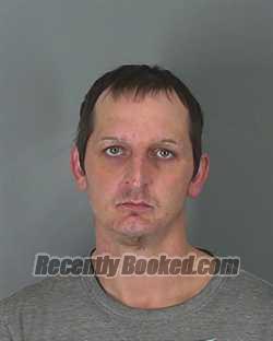 Recent Booking / Mugshot for DUSTIN LEE ROBERTS in Spartanburg County ...