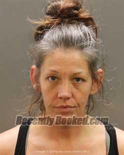Recent Booking / Mugshot for Kenzie Jayne Thompson in Ada County, Idaho