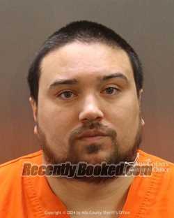 Recent Booking / Mugshot for Eric A Perez in Ada County, Idaho