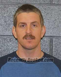 Recent Booking / Mugshot for LEVI DURLIN HAMMON in Elmore County, Idaho