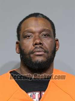 Recent Booking / Mugshot for Travis Marquis Davis in York County, South ...