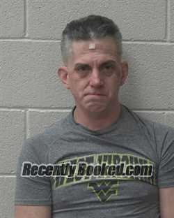 Recent Booking / Mugshot for KELLY DEAN COMBS in Alexander County ...