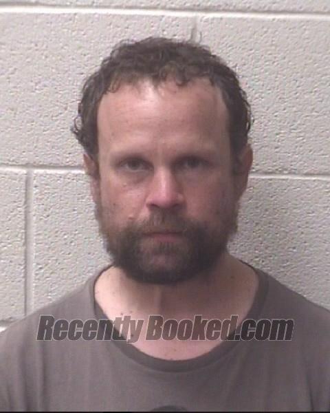 Recent Booking / Mugshot for ERIC WILTON ESTES in Alexander County ...