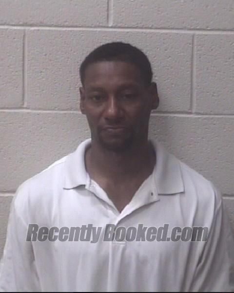 Recent Booking / Mugshot for DEWAYNE LEE HOWARD in Alexander County ...