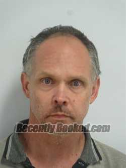 Recent Booking / Mugshot for MATTHEW SCOTT BALLINGER in Lake County ...