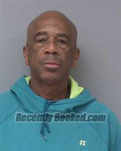 Recent Booking / Mugshot for VEON HICKS in Madera County, California