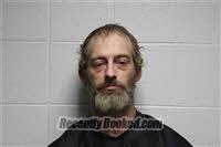 Recent Booking / Mugshot for ERIC NATHANIEL STUMP in Avery County ...