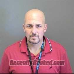 Recent Booking / Mugshot for ROBERT THOMAS MCKNIGHT in Merced County ...