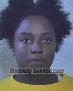 Recent Booking / Mugshot for DESHA EMONI PARKER in Merced County ...