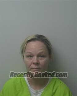 Recent Booking / Mugshot for MELISSA ANN COLLINS in Beaufort County ...