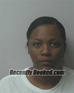 Recent Booking / Mugshot for SHANNON NICOLE FOREMAN in Beaufort County ...