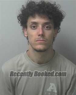 Recent Booking / Mugshot for CHRISTOPHER LEE PRIVETT in Beaufort County ...