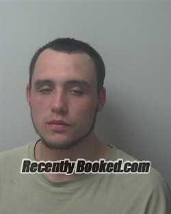 Recent Booking / Mugshot for DAKOTA THOMAS PILGREEN in Beaufort County ...