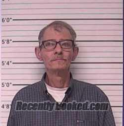 Recent Booking / Mugshot for CLINTON RAY ENGLISH in Bladen County ...