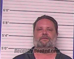 Recent Booking / Mugshot for SHANNON RAY HARVISON in Bladen County ...