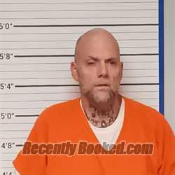 Recent Booking / Mugshot for THOMAS TODD HAIRE in Bladen County, North ...