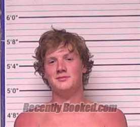Recent Booking / Mugshot for KENNETH ALLEN MOODY in Bladen County ...