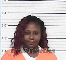 Recent Booking / Mugshot for PRECIOUS SHALEY MCKOY in Bladen County ...