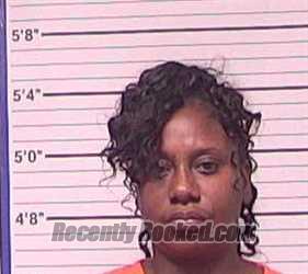 Recent Booking / Mugshot for PRECIOUS SHALEY MCKOY in Bladen County ...
