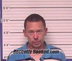 Recent Booking / Mugshot for ERIC NICHOLAS PHILLIPS in Bladen County ...