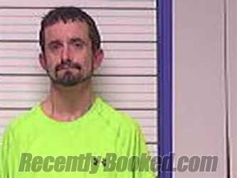Recent Booking / Mugshot for JASON KYLE TAYLOR in Bladen County, North ...