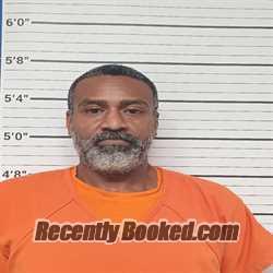 Recent Booking / Mugshot for ANTHONY TYRON WEBB in Bladen County, North ...