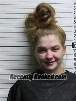 Recent Booking / Mugshot for BRIANNA RENEE YATES in Brunswick County ...