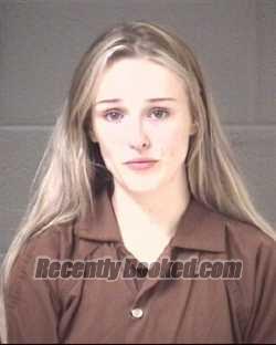 Recent Booking / Mugshot for MARGO ALEXANDRIA GILMORE in Buncombe ...