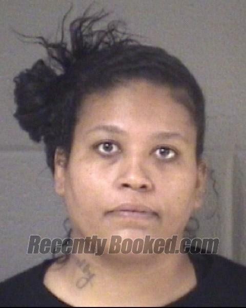 Recent Booking / Mugshot for CRYSTAL CHEVON LOGAN in Buncombe County ...