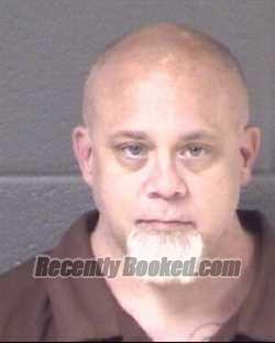 Recent Booking / Mugshot for DANIEL WAYNE WHITTED in Buncombe County ...