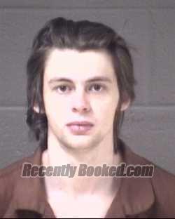 Recent Booking / Mugshot for JOSHUA RAYMOND HOLCOMB in Buncombe County ...