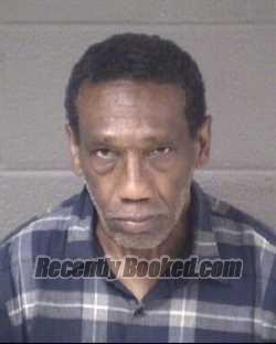 Recent Booking / Mugshot for RODNEY MAURICE JONES in Buncombe County ...