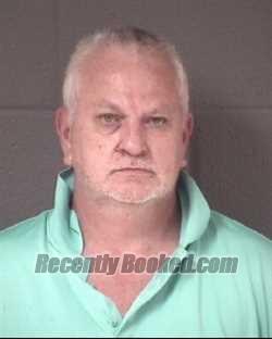 Recent Booking / Mugshot for ROBERT LEE KALINOWSKI in Buncombe County ...