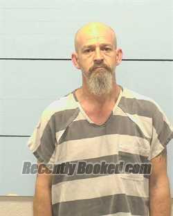 Recent Booking / Mugshot for REGGIE ALLEN DAY in Burke County, North ...