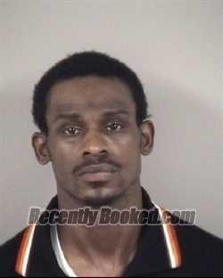Recent Booking / Mugshot for DONNIE DEVON VINCENT in Cabarrus County ...