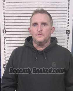 Recent Booking / Mugshot for BRANDON DAVID EARP in Caldwell County ...