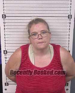 Recent Booking / Mugshot for ROXIE ANN WISE in Caldwell County, North ...