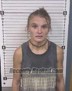 Recent Booking / Mugshot for KAITLYN NICOLE TRIVETTE in Caldwell County ...