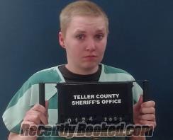 Recent Booking / Mugshot for TAYLOR RAE CARNELL in Teller County, Colorado