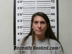 Recent Booking / Mugshot for JESSICA NICOLE BOLIN in Carteret County ...