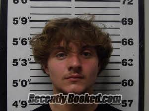Recent Booking / Mugshot for JORDAN ALEXZANDER MORIN in Carteret County ...